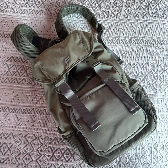 Fabletics | Bags | Nwt Fabletics The Cargo Backpack In Dark Moss Shine ...